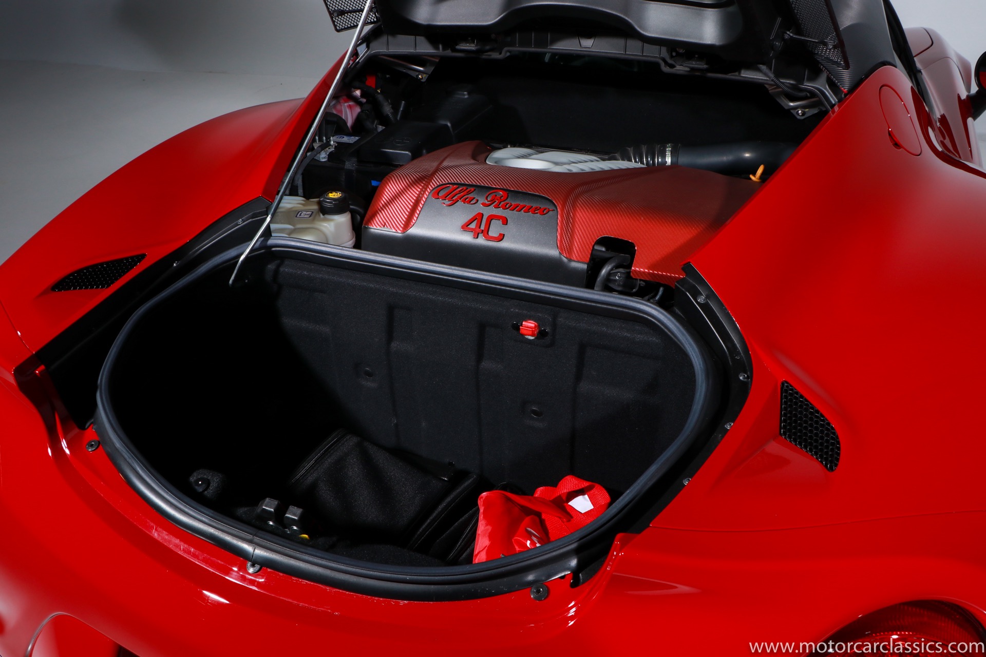 Alfa Romeo 4c Engine Bay
